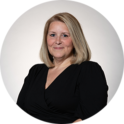 Danielle Manton, AOMC, Dipl.M.M.* | AMCTO